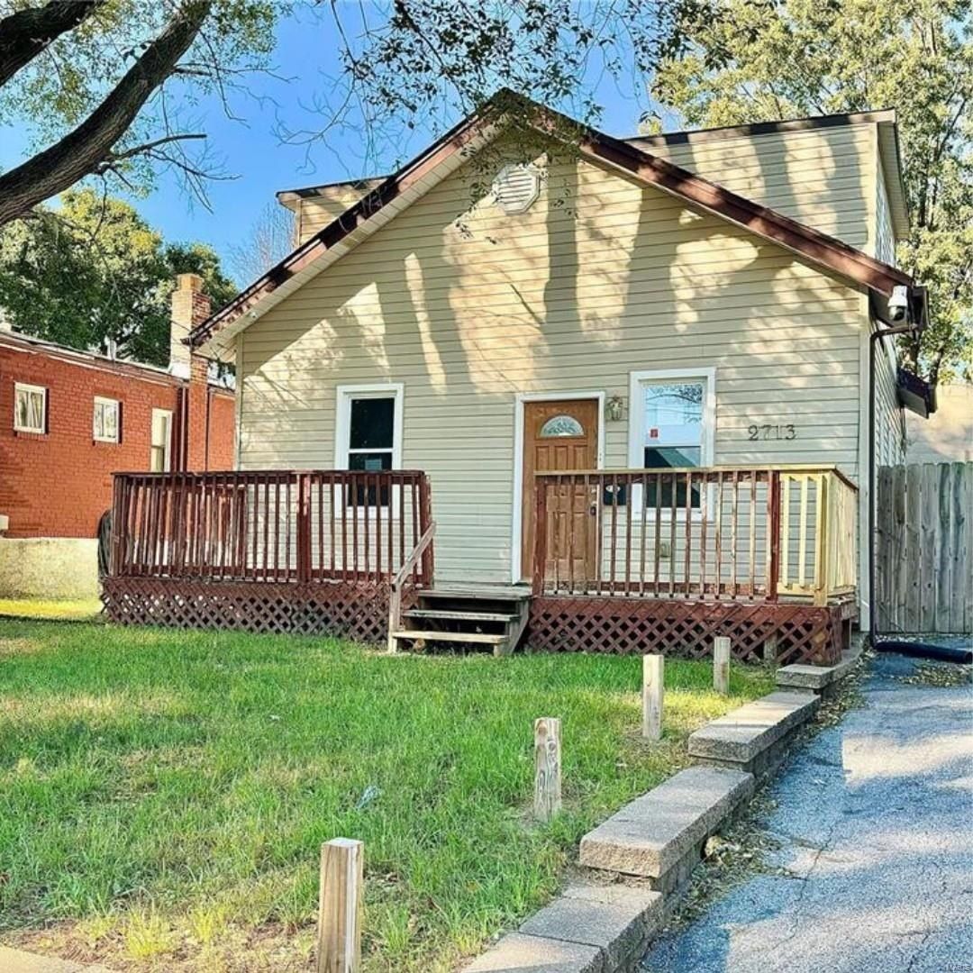 2713 Hermitage Avenue, Saint Louis, MO 63143 | MLS: 24065478 | Land and ...