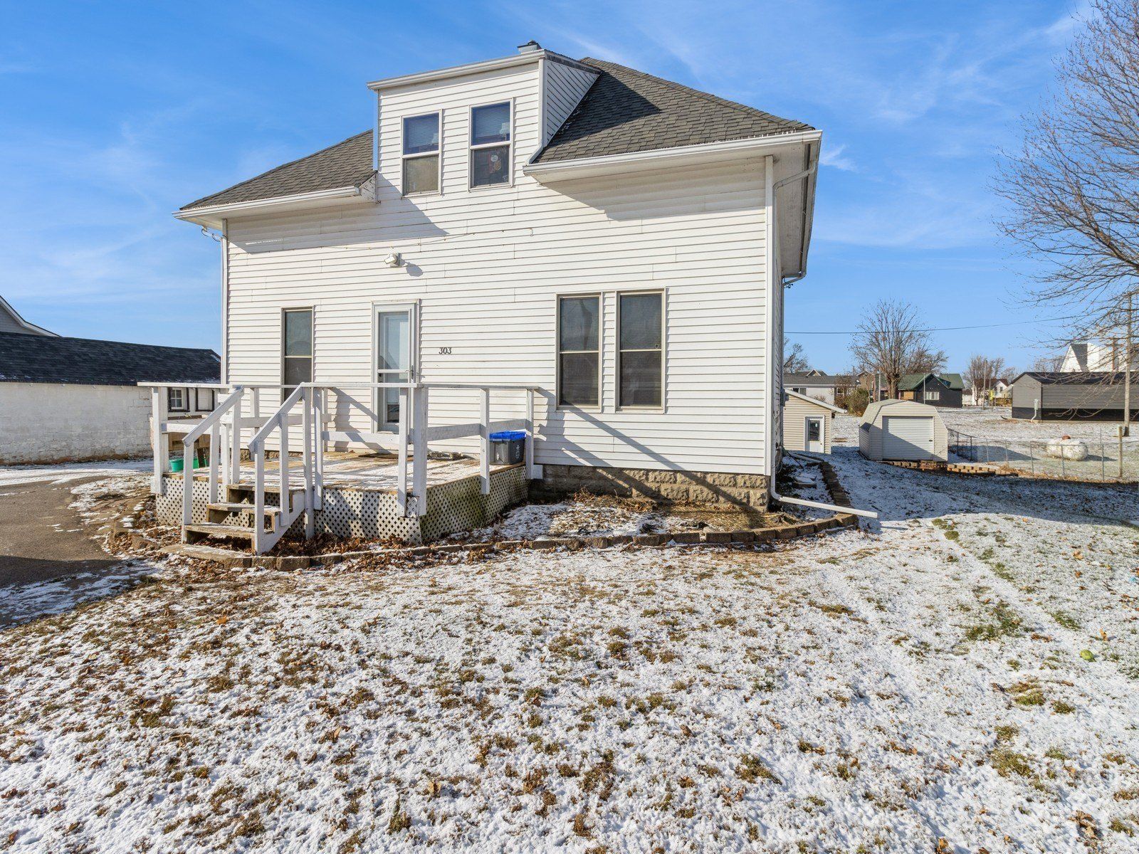 303 1st Avenue, Laurel, IA 50141 | MLS: 708633 | Land and Farm