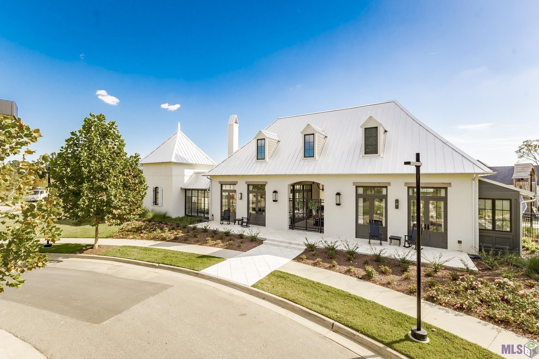 1709 Rue De Grand, Baton Rouge, LA 70808 | MLS: 2024014225 | Land and Farm