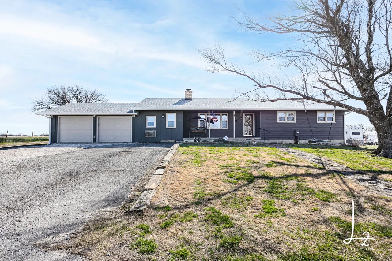 1634 Old Highway 166, Caney, KS 67333 | Land and Farm