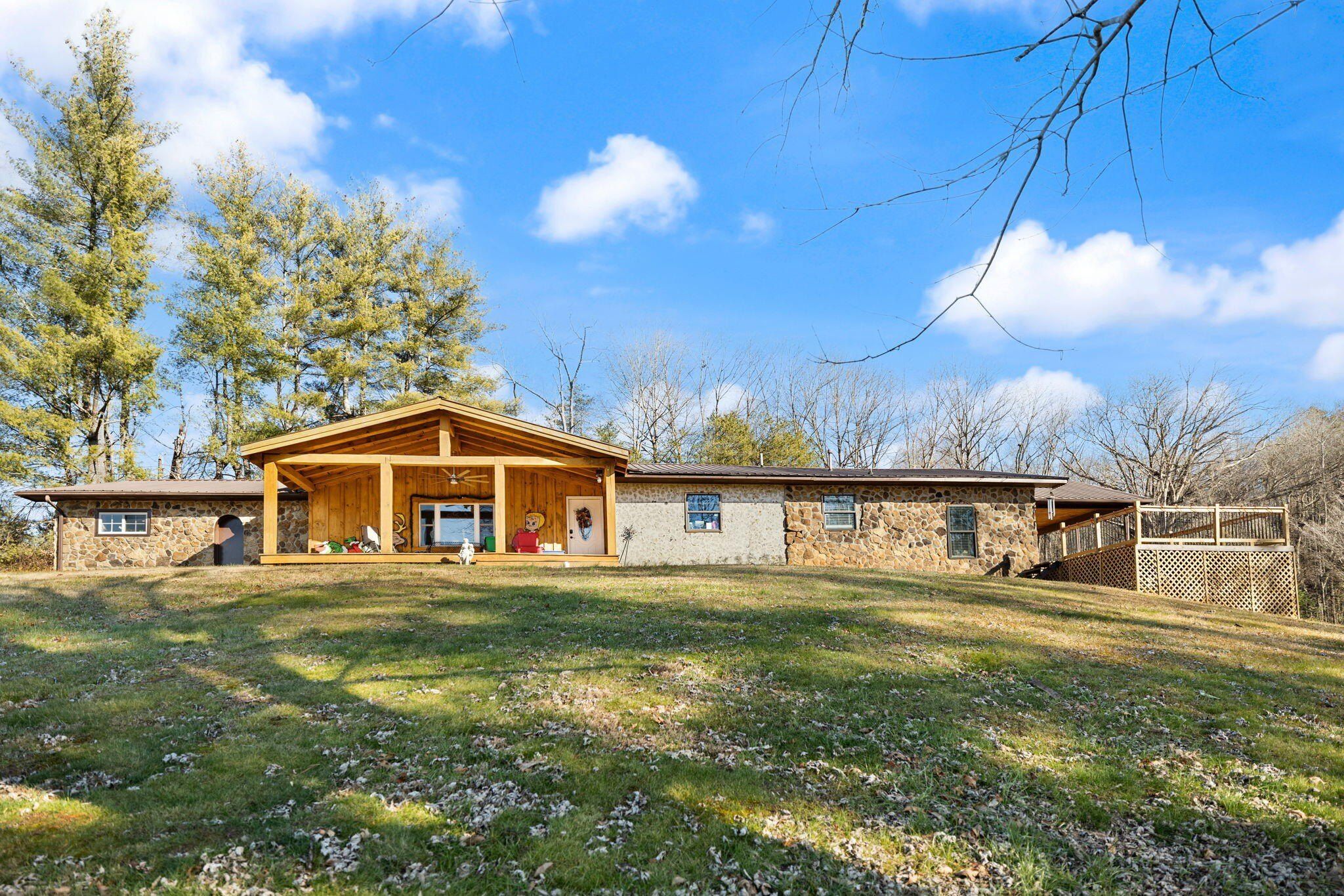 1047 Evergreen Road, Flat Lick, KY 40935 | MLS: 26000458 | Land and Farm