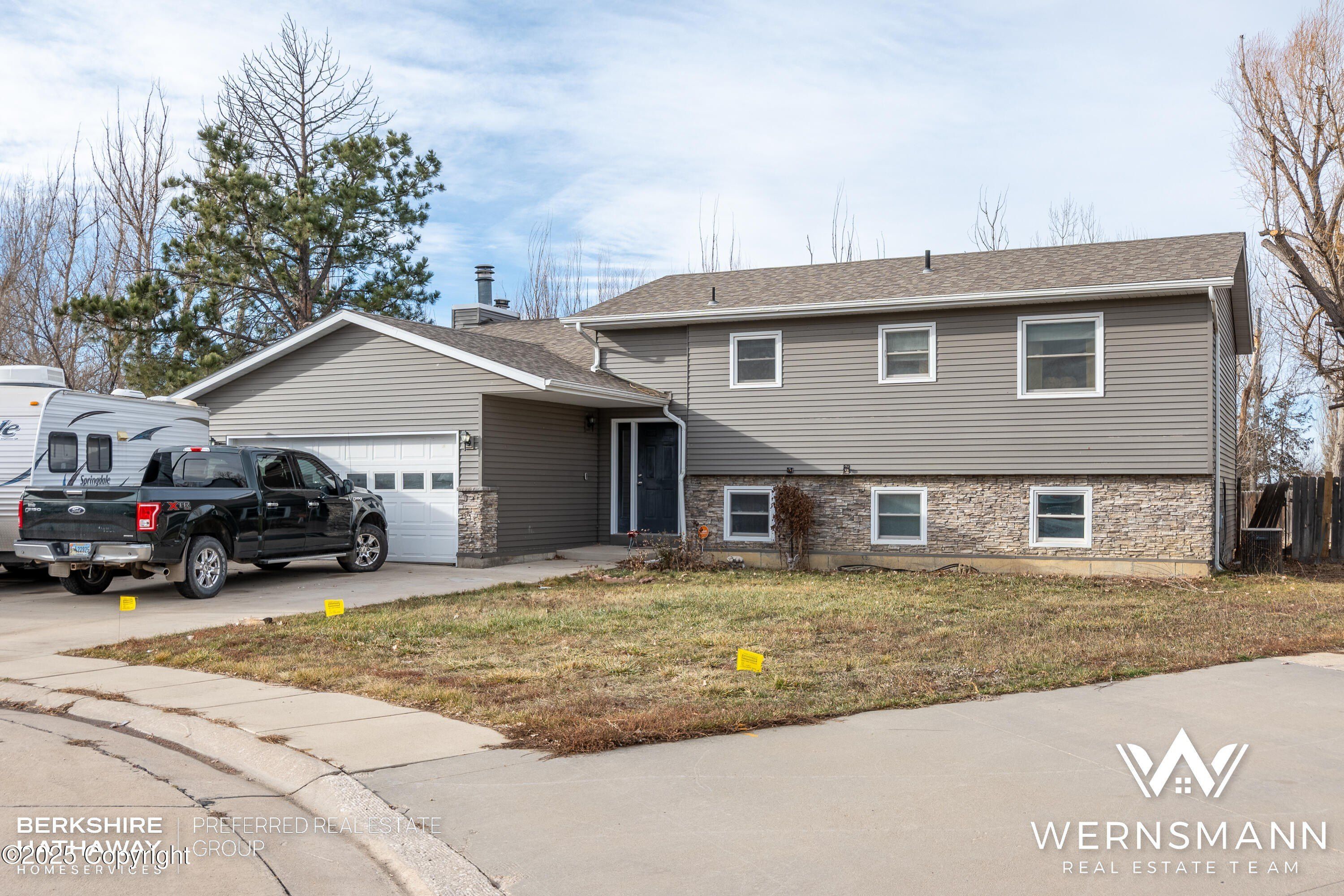5301 Crane St -, Gillette, WY 82718 | MLS: 26-41 | Land and Farm