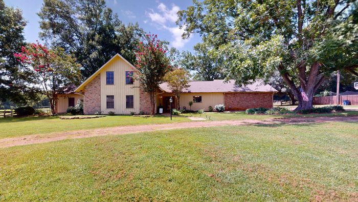 622 E San Antonio, Alto, TX 75925 | MLS: King Ranch - 42.54 Acres in ...